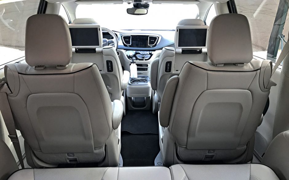 The Amazingly Slick 2017 Chrysler Pacifica Hybrid from GoFatherhood®