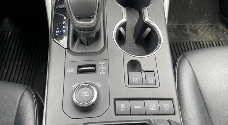 Sun And Snow with the 2021 Toyota Highlander XSE from GoFatherhood®