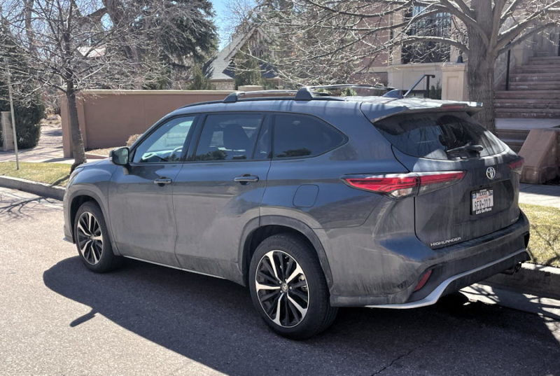 Sun And Snow with the 2021 Toyota Highlander XSE from GoFatherhood®